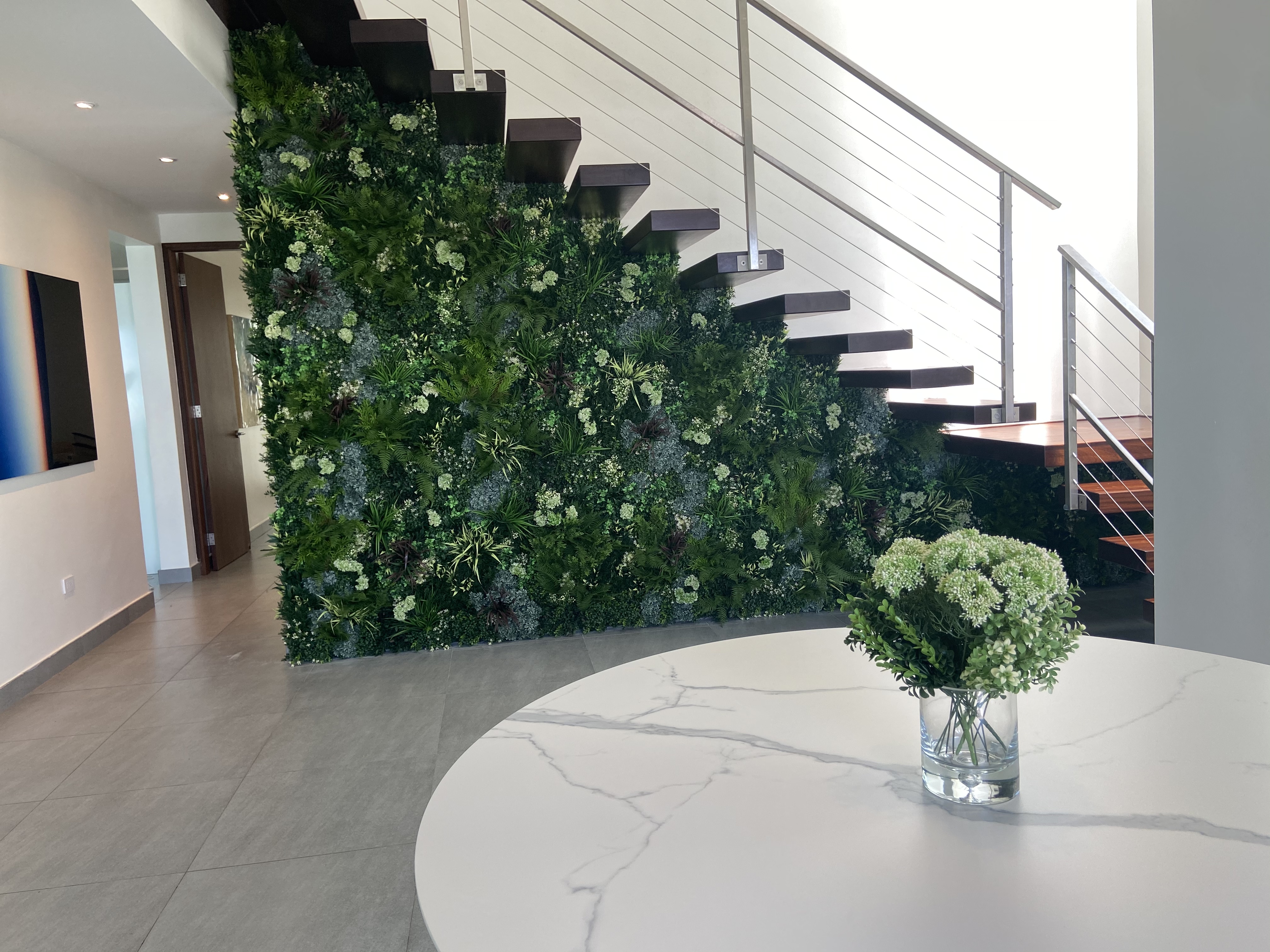 San Juan, Puerto Rico - Residential Staircase Greenwall