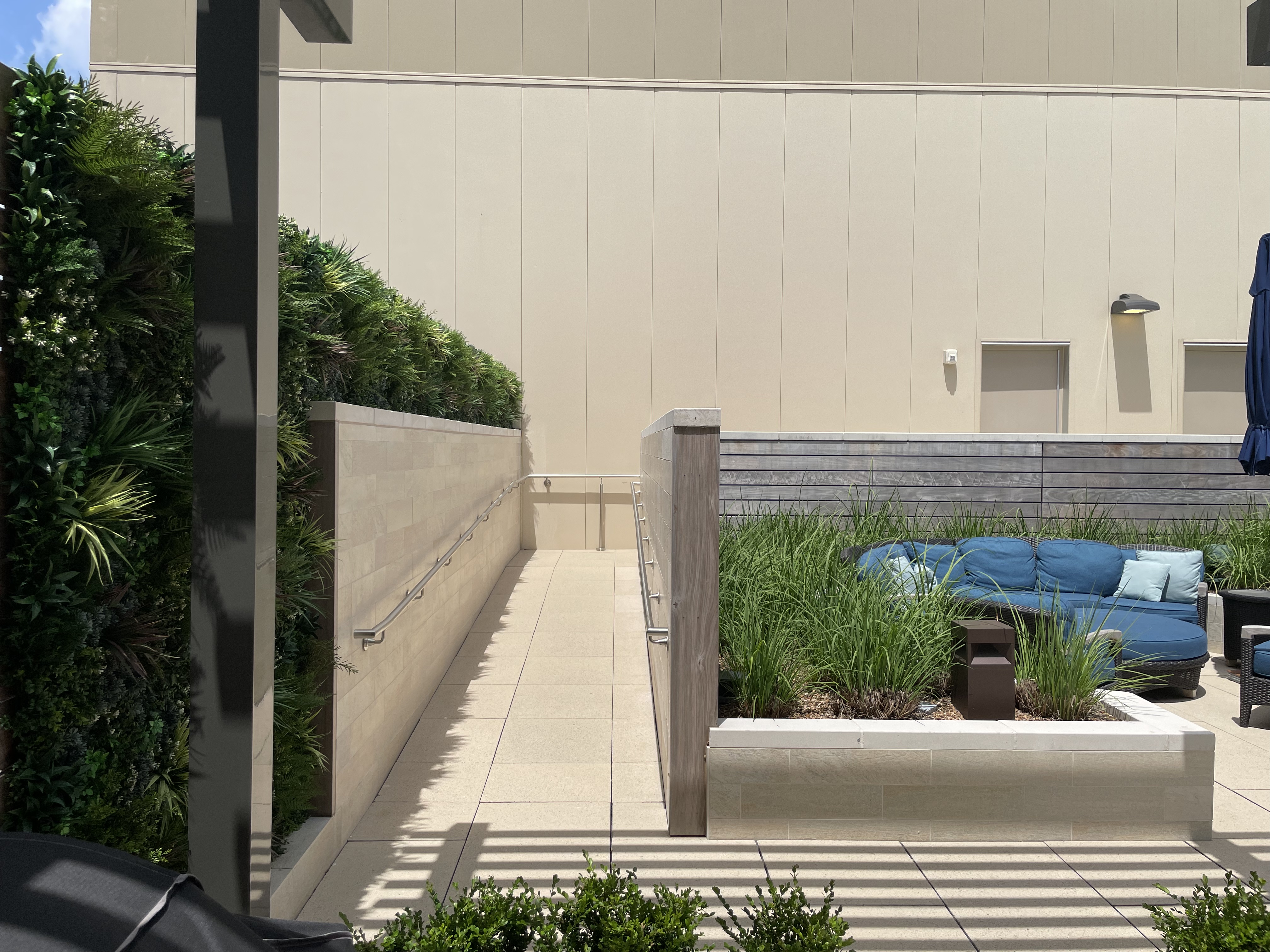 Houston, TX - Lifetime Fitness - Living Wall Installation