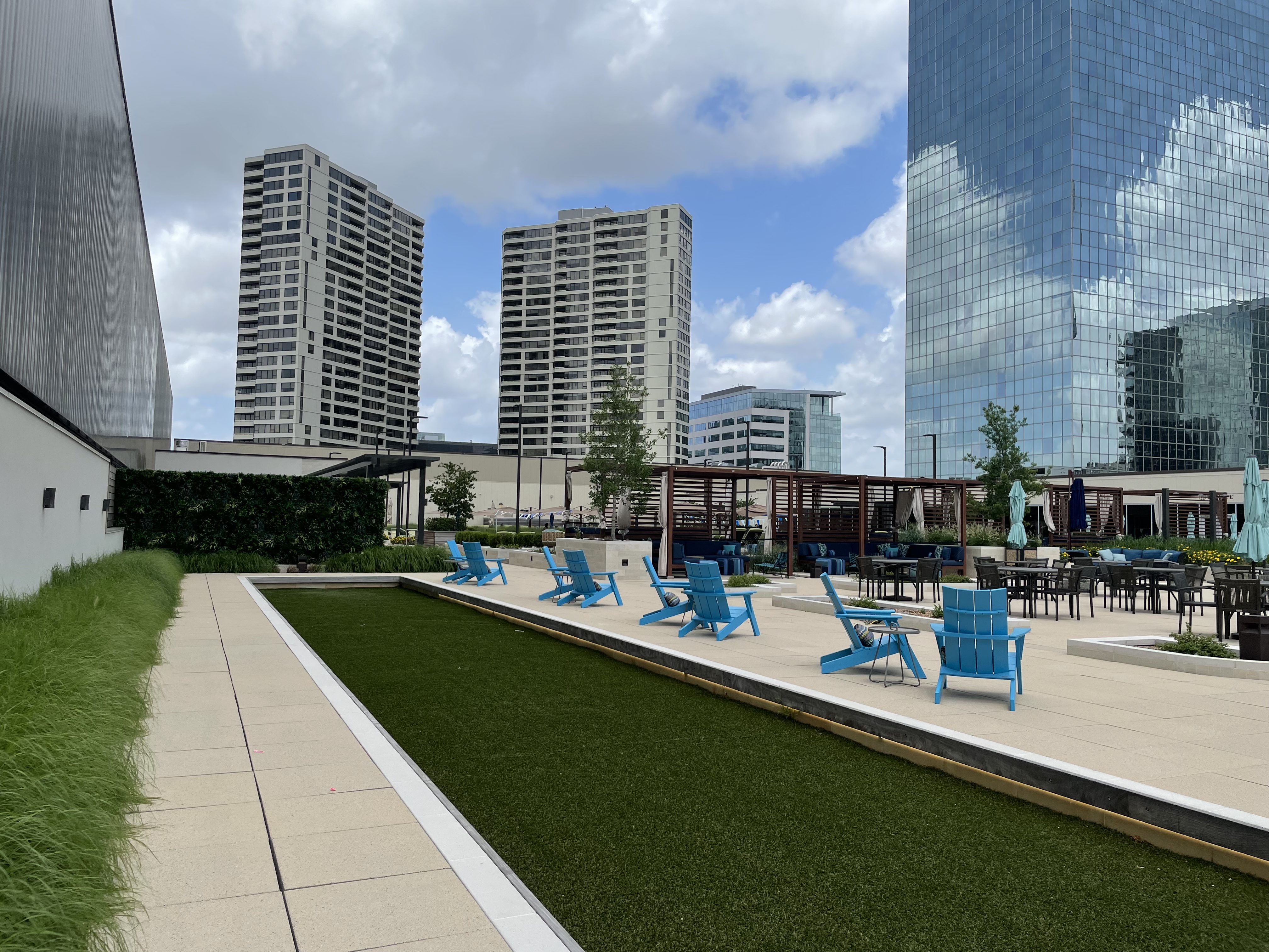 Houston, TX - Lifetime Fitness - Living Wall Installation